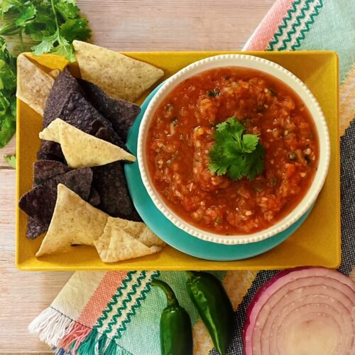 Fresh Tomato Blender Salsa Recipe - inspirationapron.com